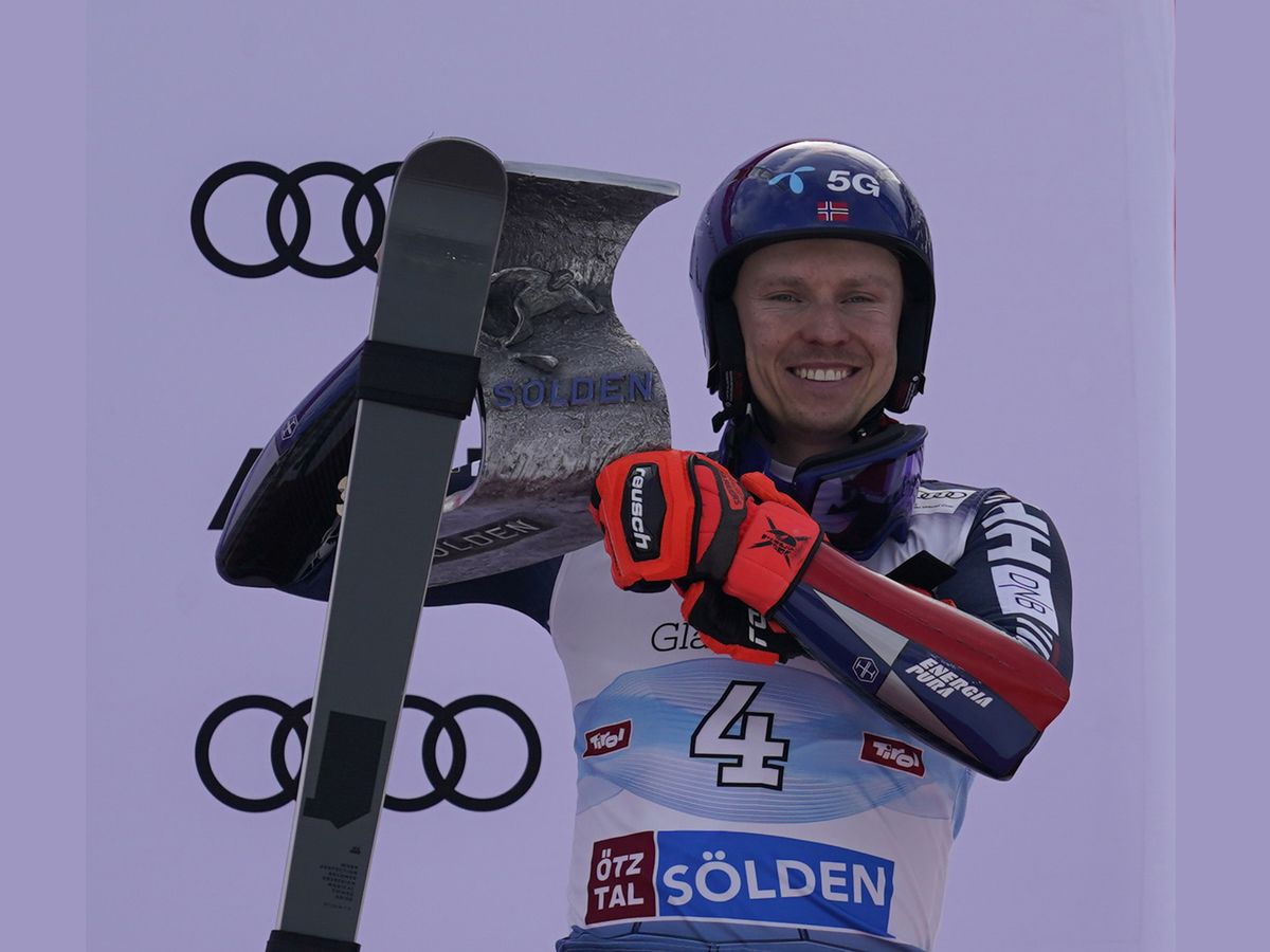 Sölden, gli sci "scocciati" di Henrik Kristoffersen - SciareMag