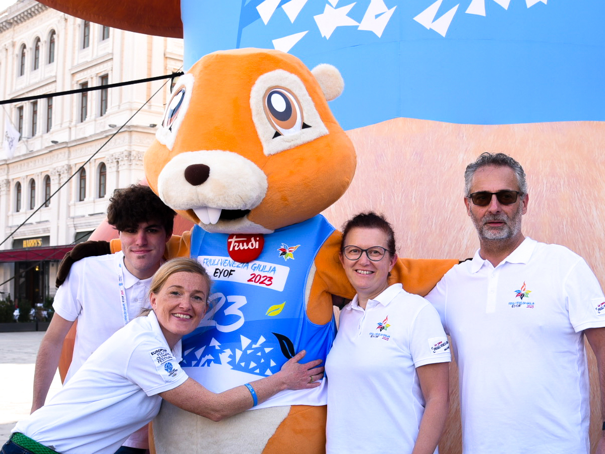 Ecco la marmotta Kugy, la mascotte degli Eyof FVG - SciareMag