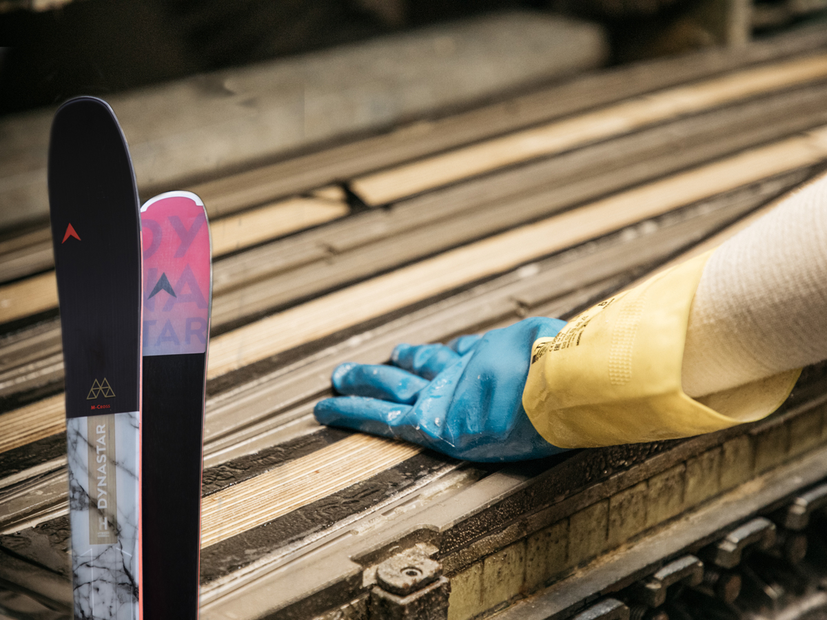 Dynastar 2023: nasce la tecnologia Hybrid Core 2.0 sotto il segno della sostenibilità - SciareMag