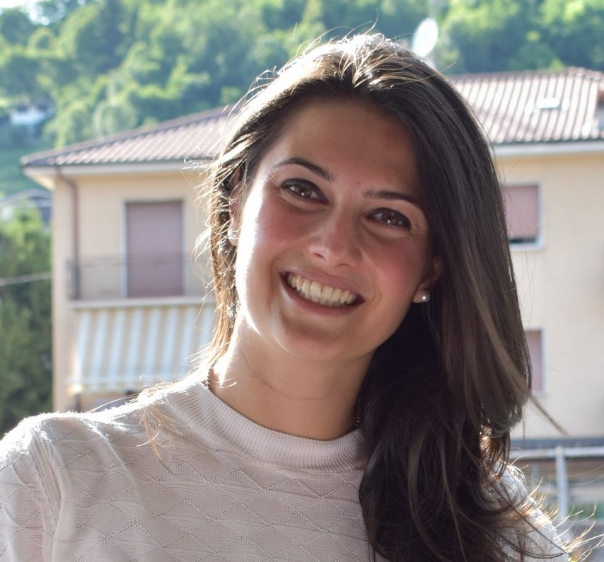 Laura Cazzaniga, Autore presso SciareMag