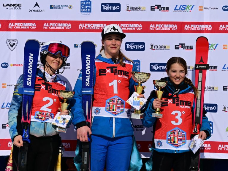 Alpe Cimbra: nei Ragazzi trionfano in slalom Michelle Dal Farra (Limana ...